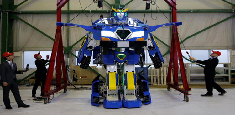 Real life 'transformers' auto-bots unveiled in Japan