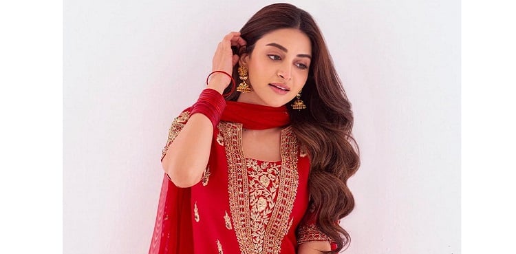 VIRAL: Anmol Baloch steals the show with latest picture