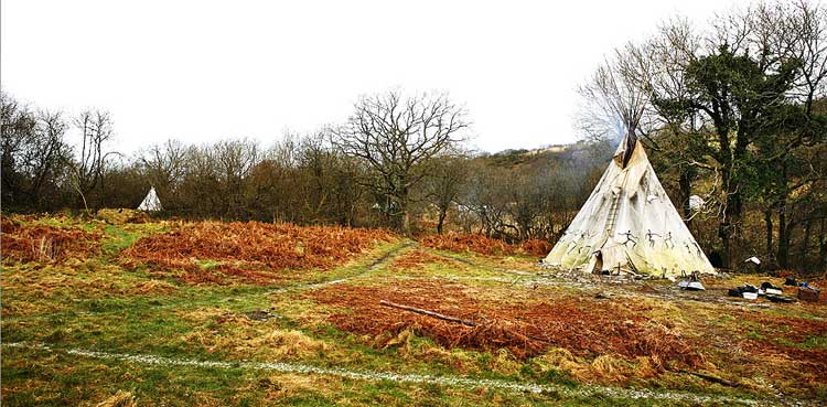 Tipi Valley: A secret village where people live in fairytale huts